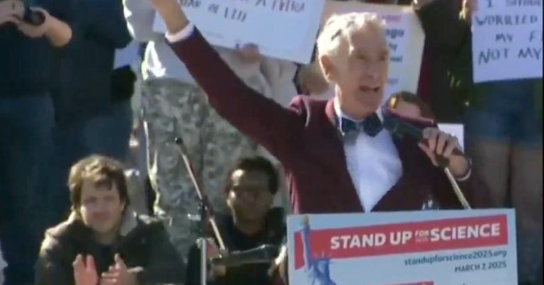 Bill Nye’s Gesture at ‘Stand Up for Science’ Rally Sparks Controversy ...
